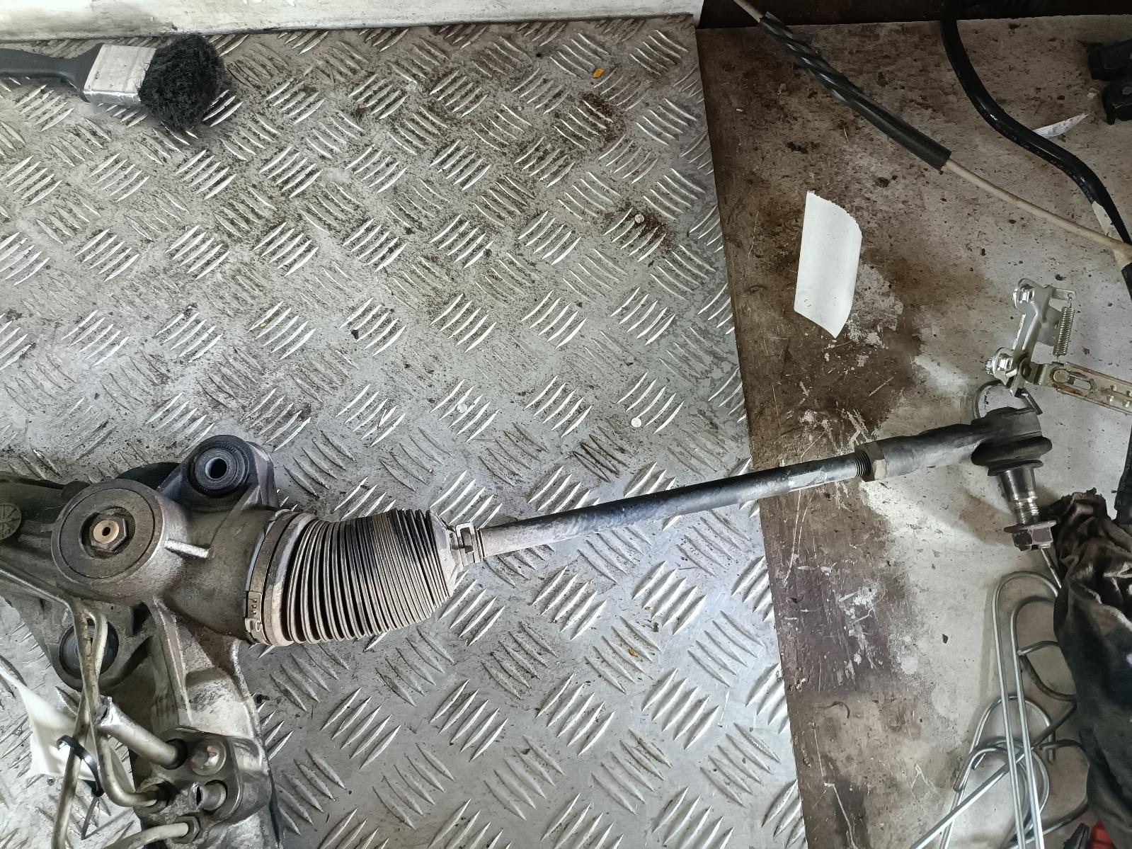 Steering Box/Rack Crafter Volkswagen 2012